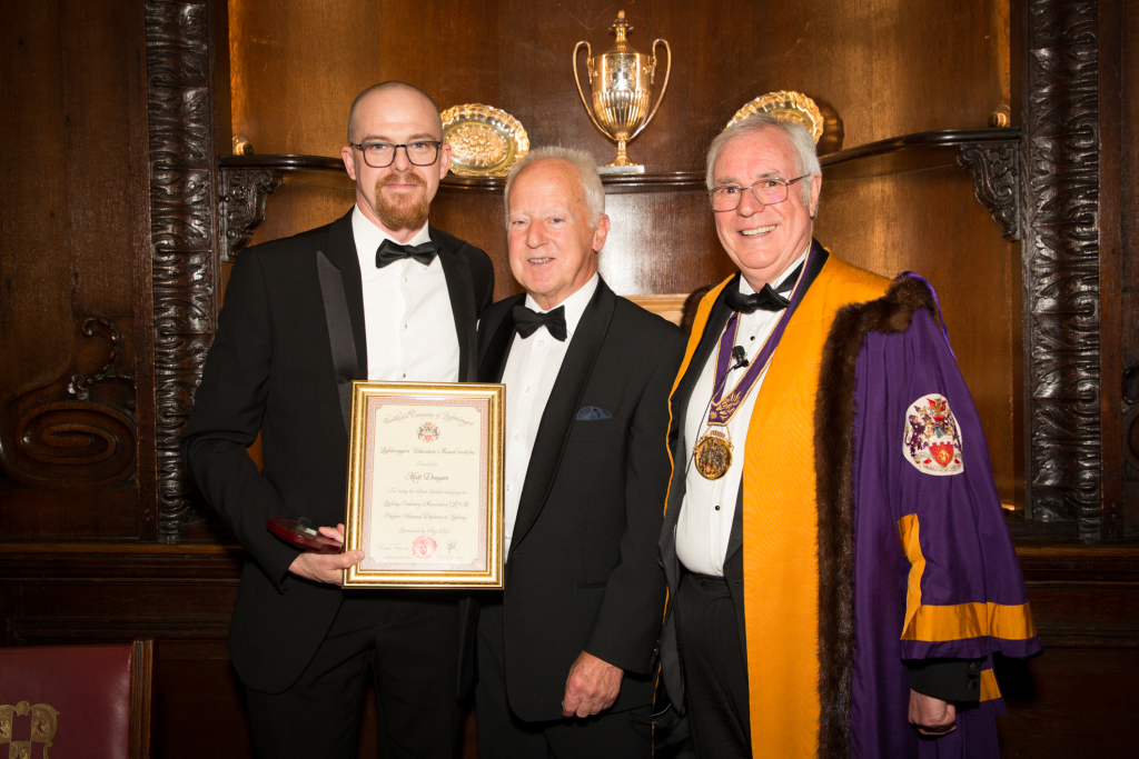 Lightmonger Education Awards presented at May Court Dinner – Lightmongers